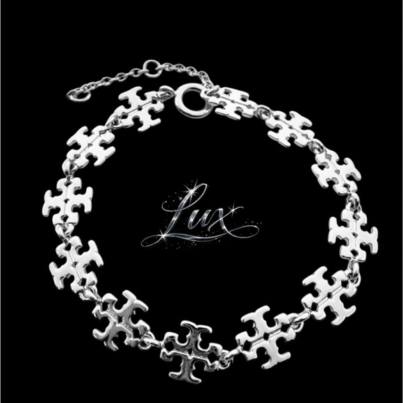 Tory Burch | Jewelry | Tory Burch Kira Silver Plated Logo Chain ...